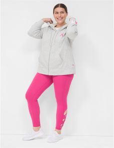 Learn how Lane Bryant Gives Back - Lane Gives | Lane Bryant