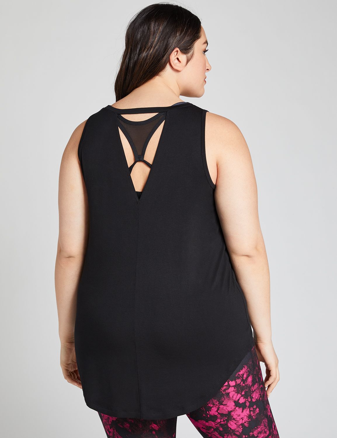 1118242 - 1112345 S V Back High Nec | LaneBryant