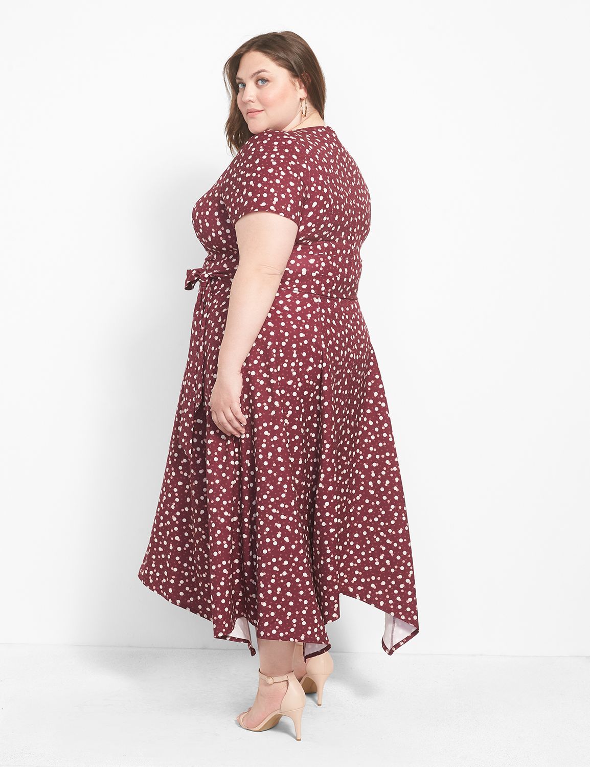 Sleeveless V Neck Sharkbite Hem Len