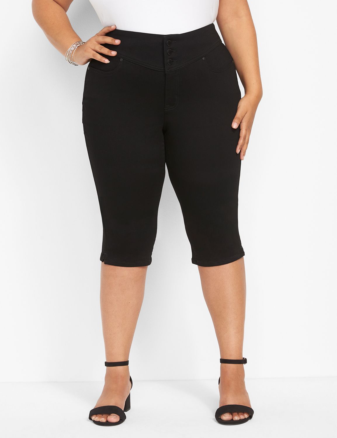 3-Button High-Rise Pedal Jegging - Black