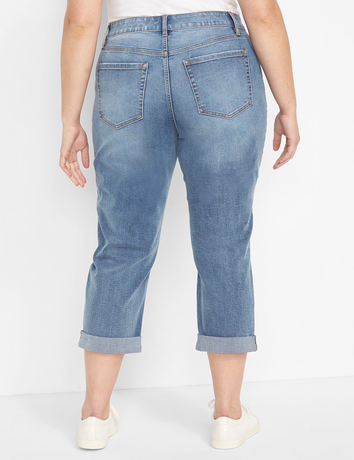 Signature Fit Boyfriend Capri Jean - Medium Wash