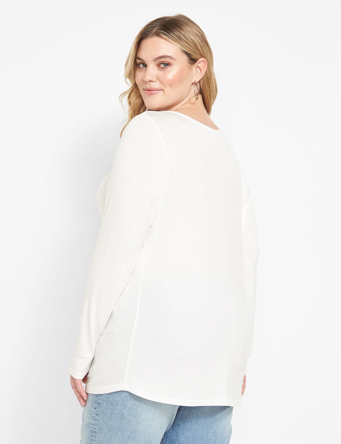 Long Sleeve Crew Neck Curved Hem Te