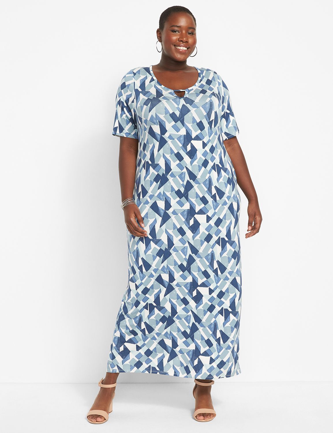 Perfect Sleeve Keyhole Neck Maxi Te