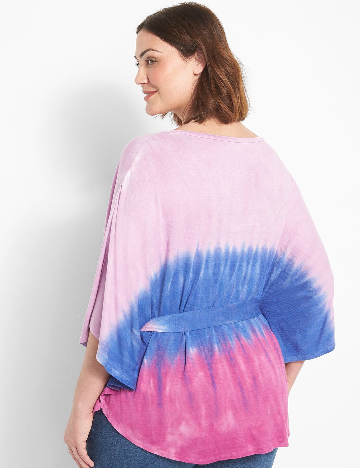 V-Neck Circle Drama Top 1125397