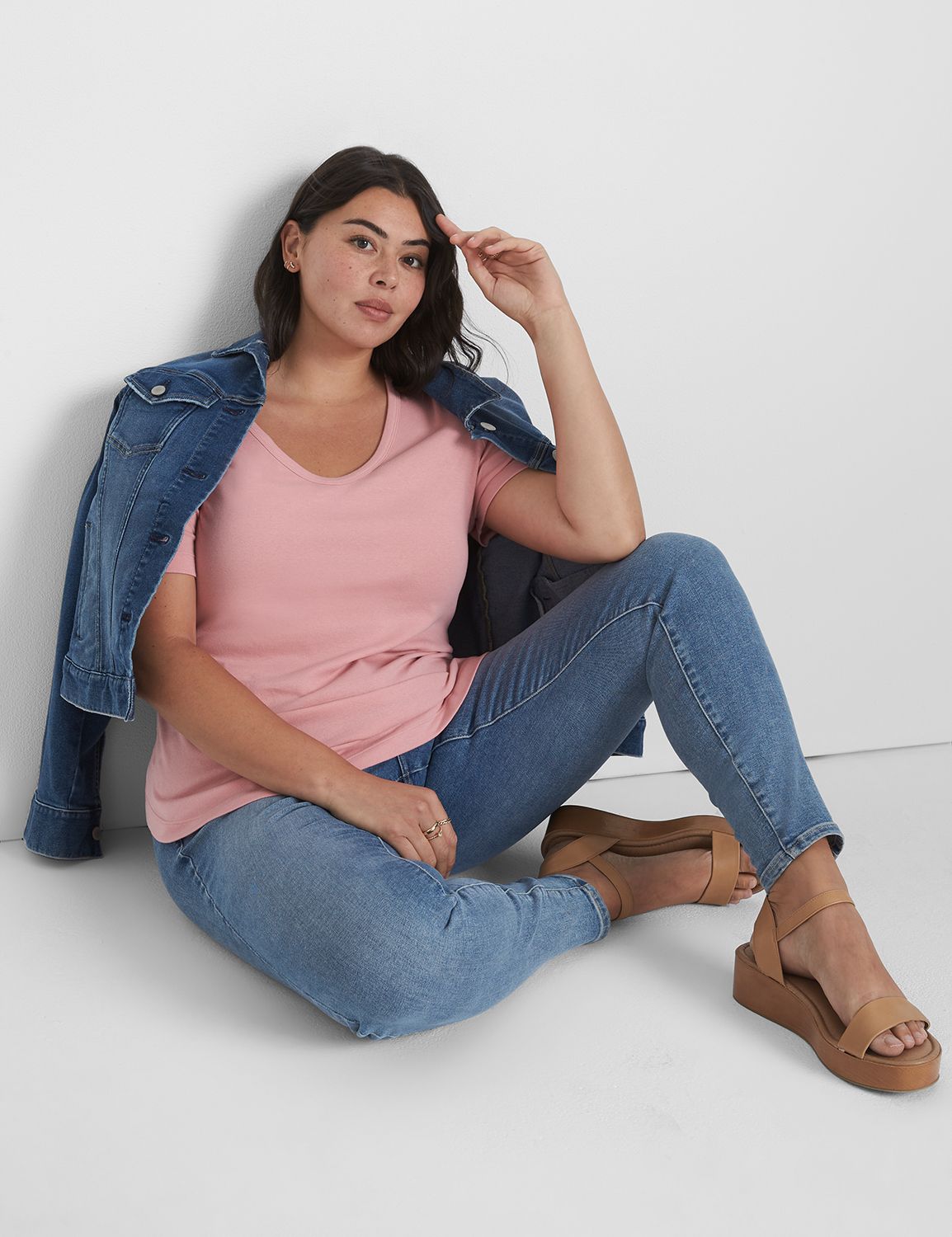 Fitted Short Sleeve Voop Neck Tee 1