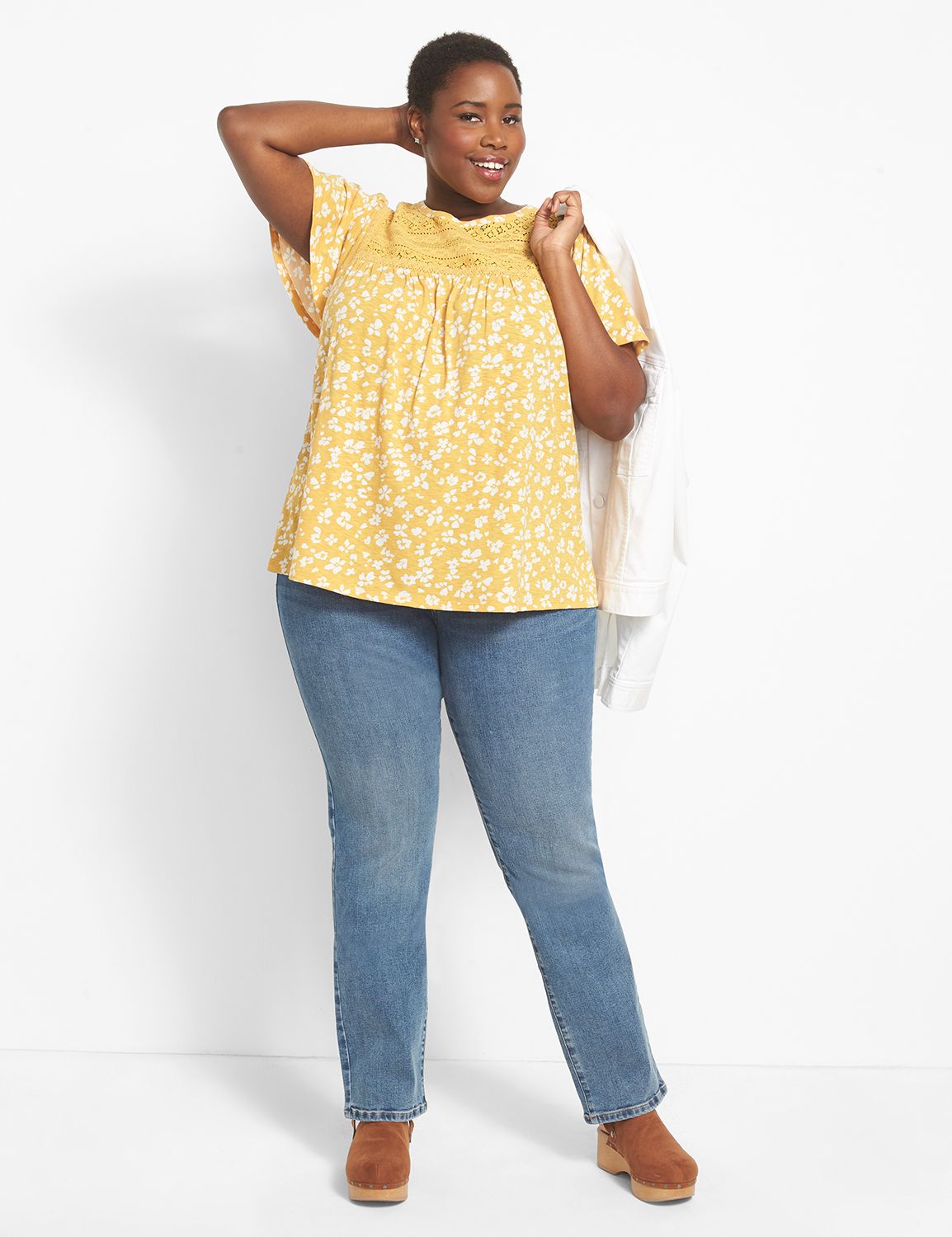 Swing Short Flutter Sleeve Crew Nec