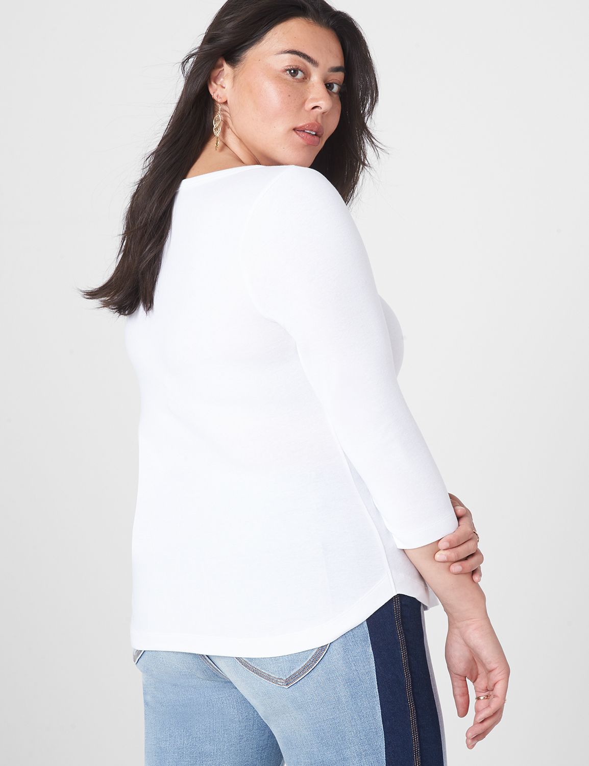 Fitted 3/4 Sleeve Voop Neck Tee 113