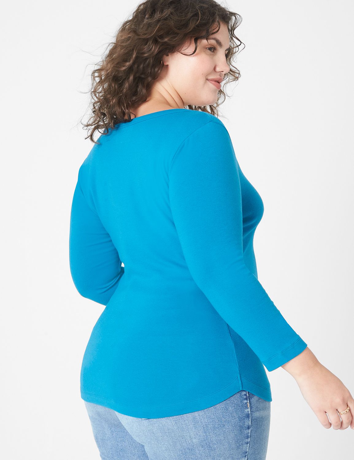 Fitted 3/4 Sleeve Voop Neck Tee 113