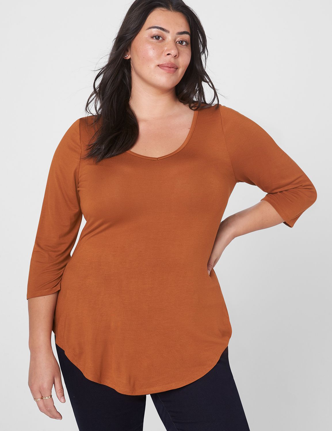 Fitted 3/4-Sleeve V-Neck Tunic Tee