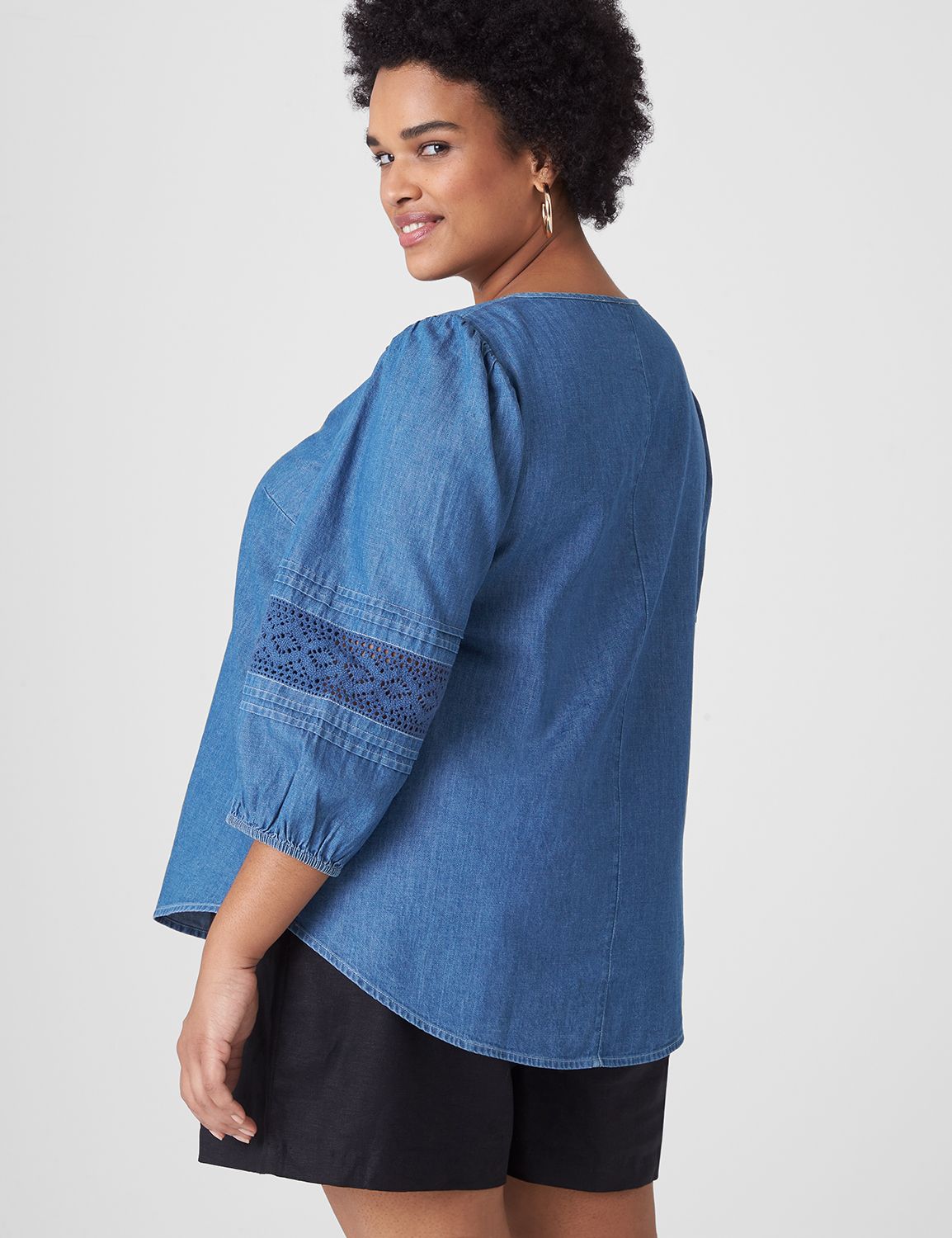 Classic 3/4 Sleeve Crew Neck Trimme