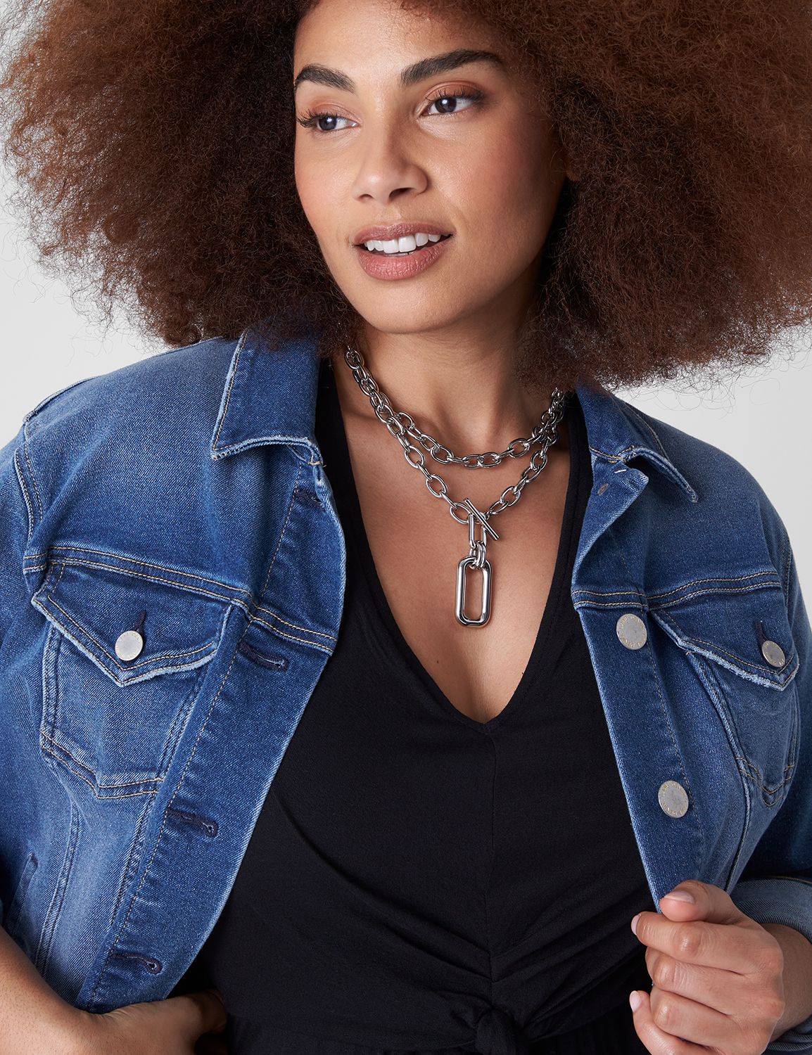 Large Chain Link Multi Layer Neckla