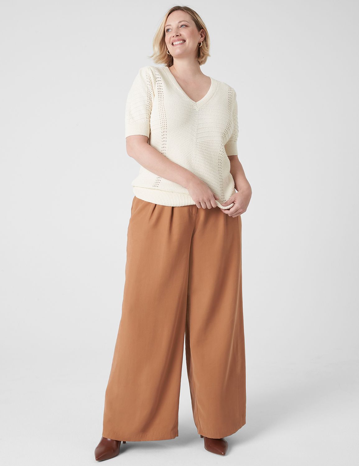 Classic Elbow Puff Sleeve V-Neck Sw | LaneBryant