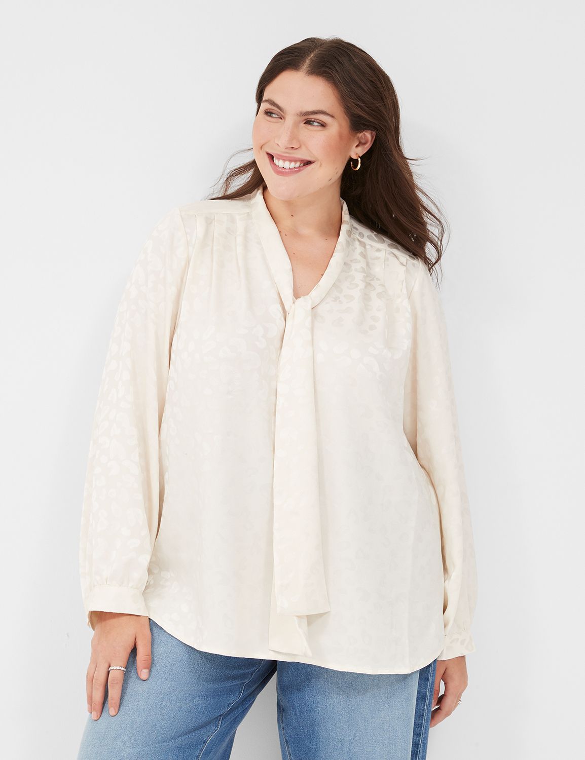 Classic Long Sleeve Tie Neck Popove