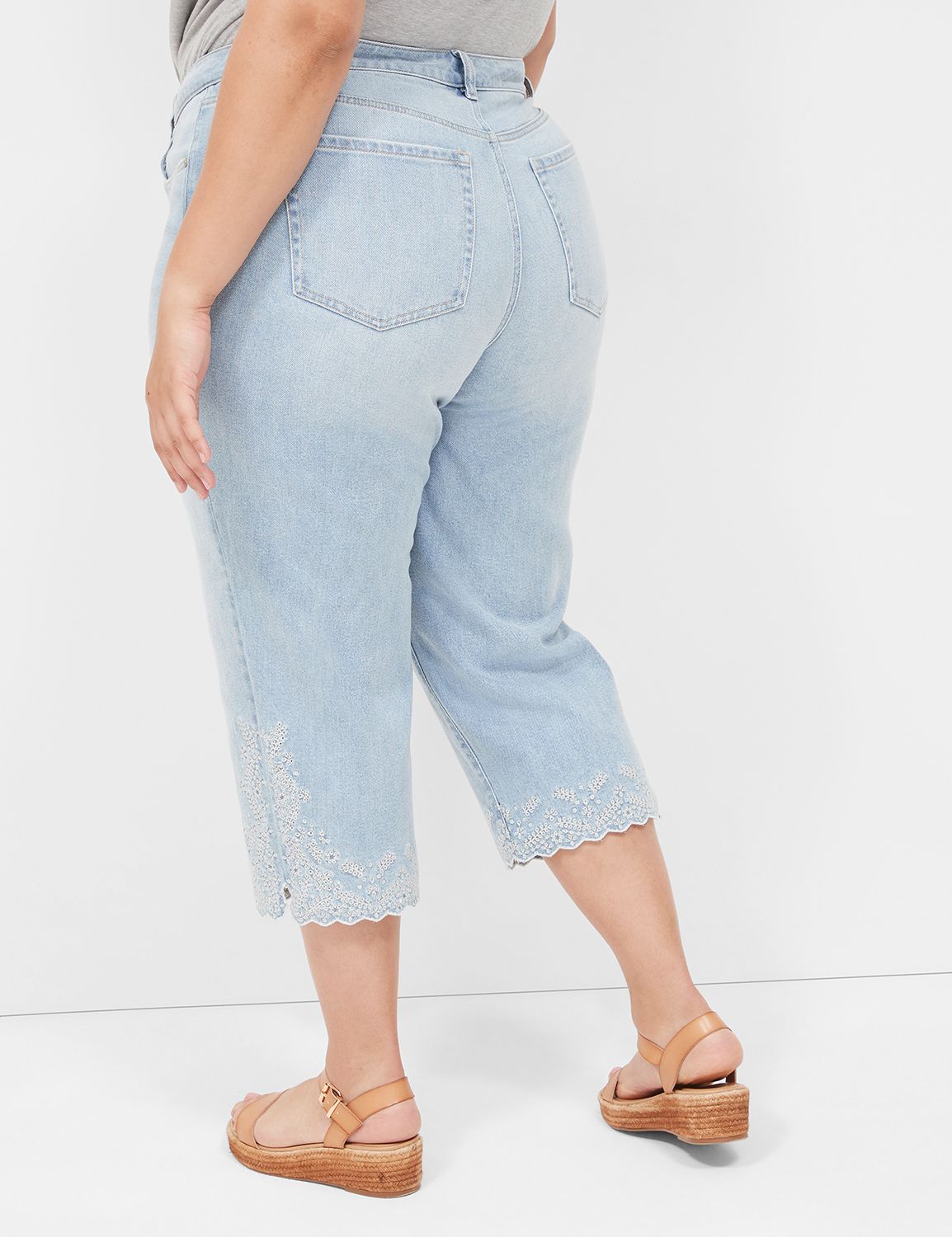 BOYFRIEND CAPRI 24"- CUT OUT EMBROI | LaneBryant