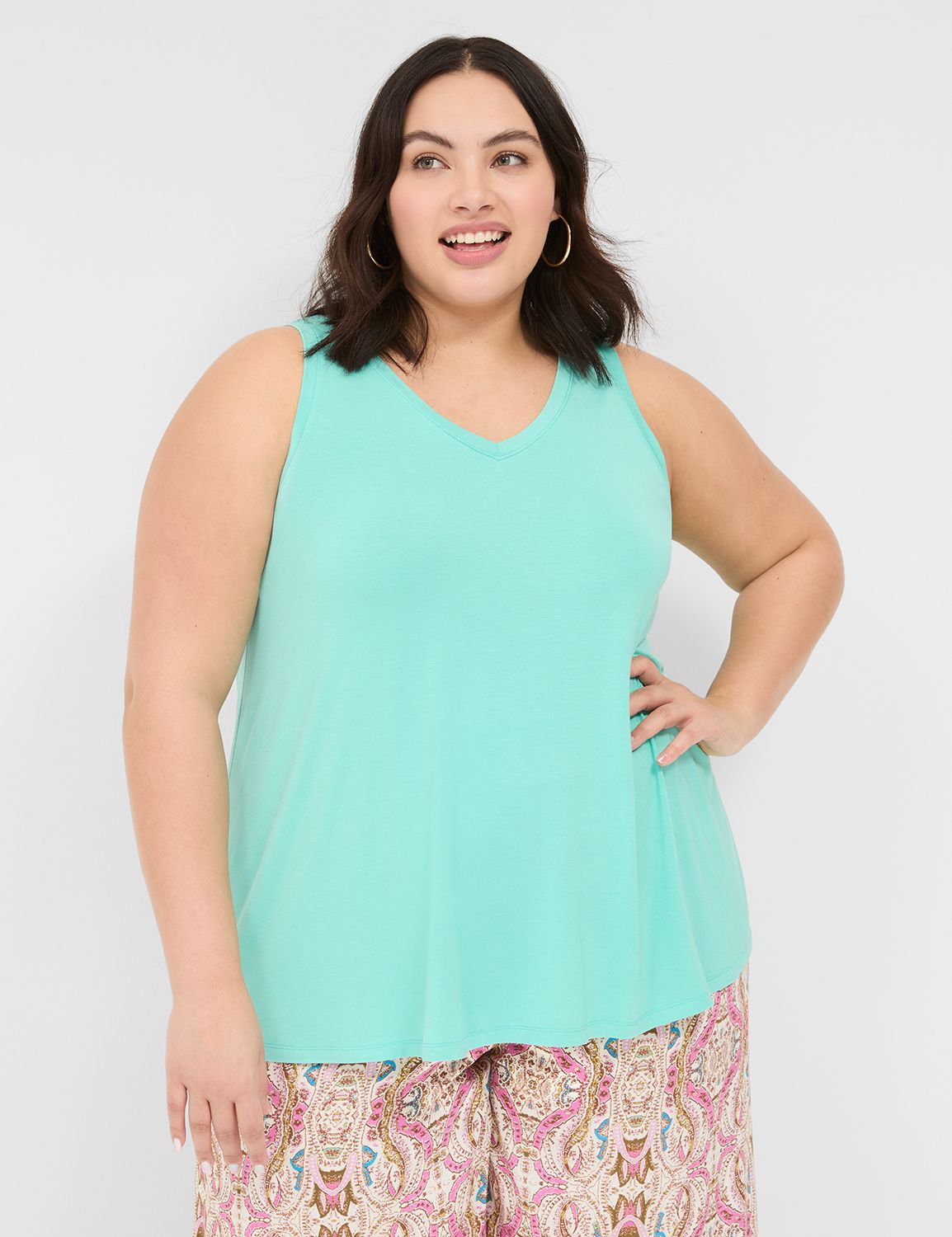 Casual Sleeveless V-Neck Swing Tank | LaneBryant